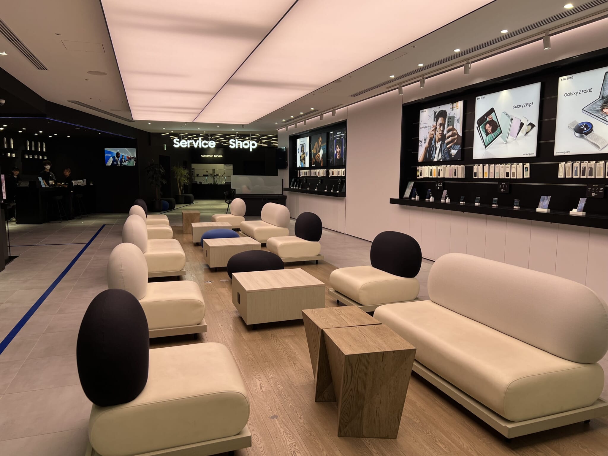 Galaxy Harajuku: The Samsung’s 6-storey store in Harajuku - Japan Web ...