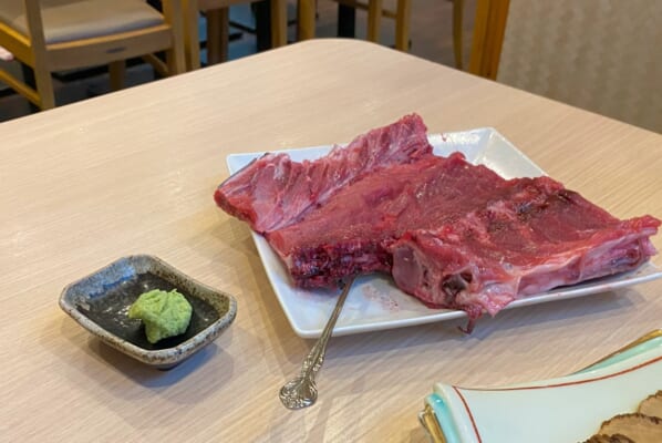 Tokyo Tuna Cutting & Fresh Sushi Experience in Akihabara - Japan Web ...